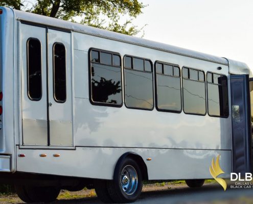 Party Bus & Van Rentals Dallas | Luxury Group Transportation